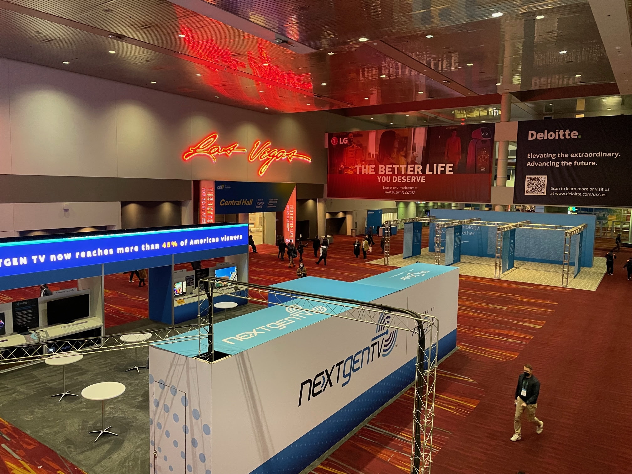 CES 2022: Hisense se junta a LG, Samsung e Sony oferecendo TVs com ...